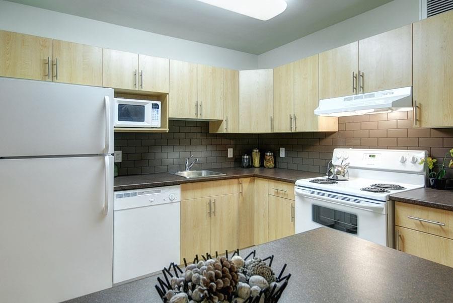 21 Mayfair Place - Towers Realty Group - Osborne Village Apartments